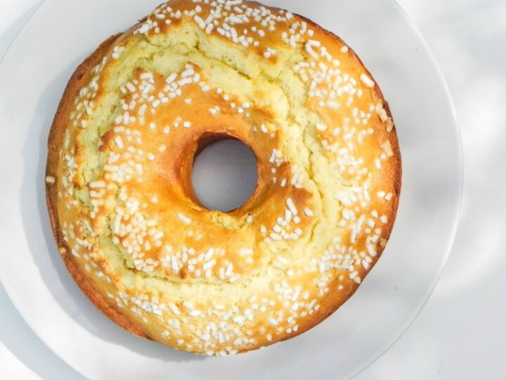 Easy Ciambella Recipe (Traditional Italian Breakfast Cake) - Savoring Italy