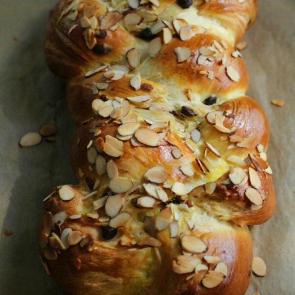 Chocolate Chip Challah Bread - #TwelveLoaves - Savoring Italy