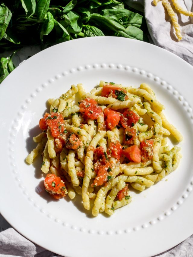 Easy Pesto Trapanese - Savoring Italy