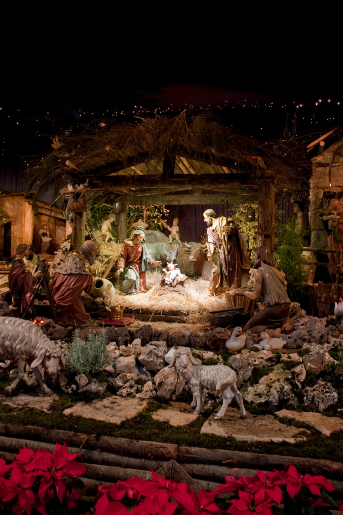 13 Italian Christmas Traditions (How Italians Celebrate Christmas ...