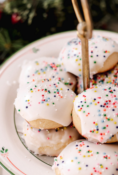 Super Easy Traditional Italian Christmas Cookies Recipe
