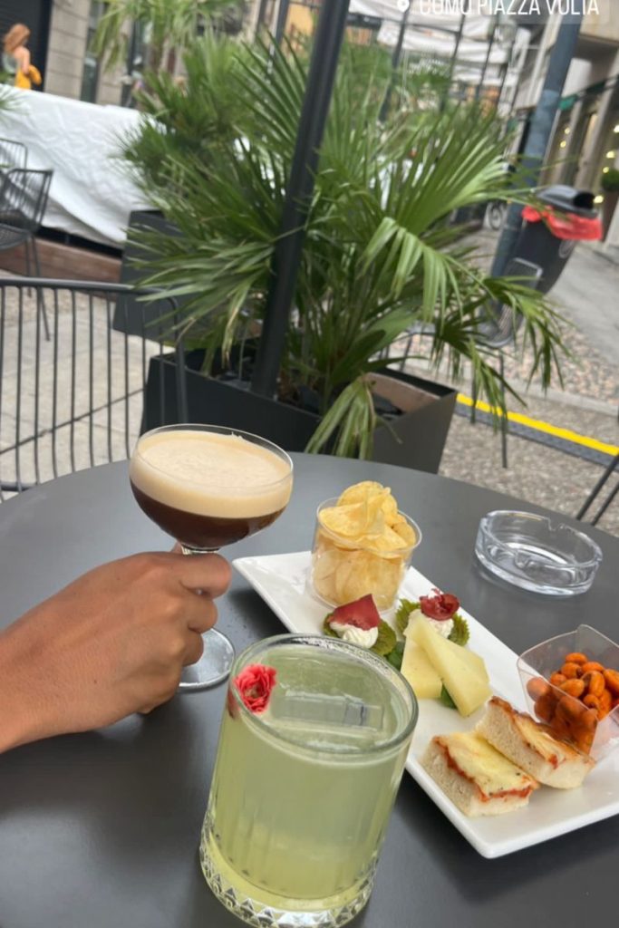 What Is Aperitivo in Italy? A Guide to the Italian Pre-Dinner Tradition ...