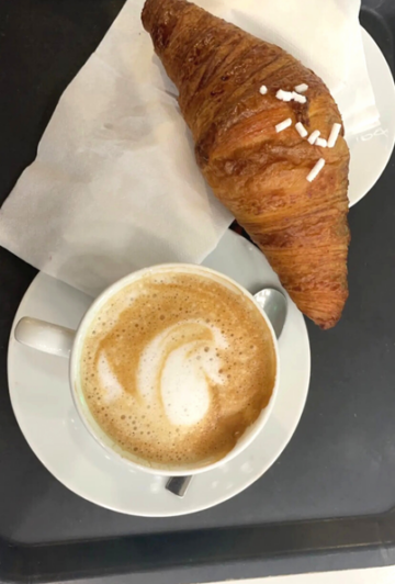What is a typical breakfast in Rome? - Savoring Italy