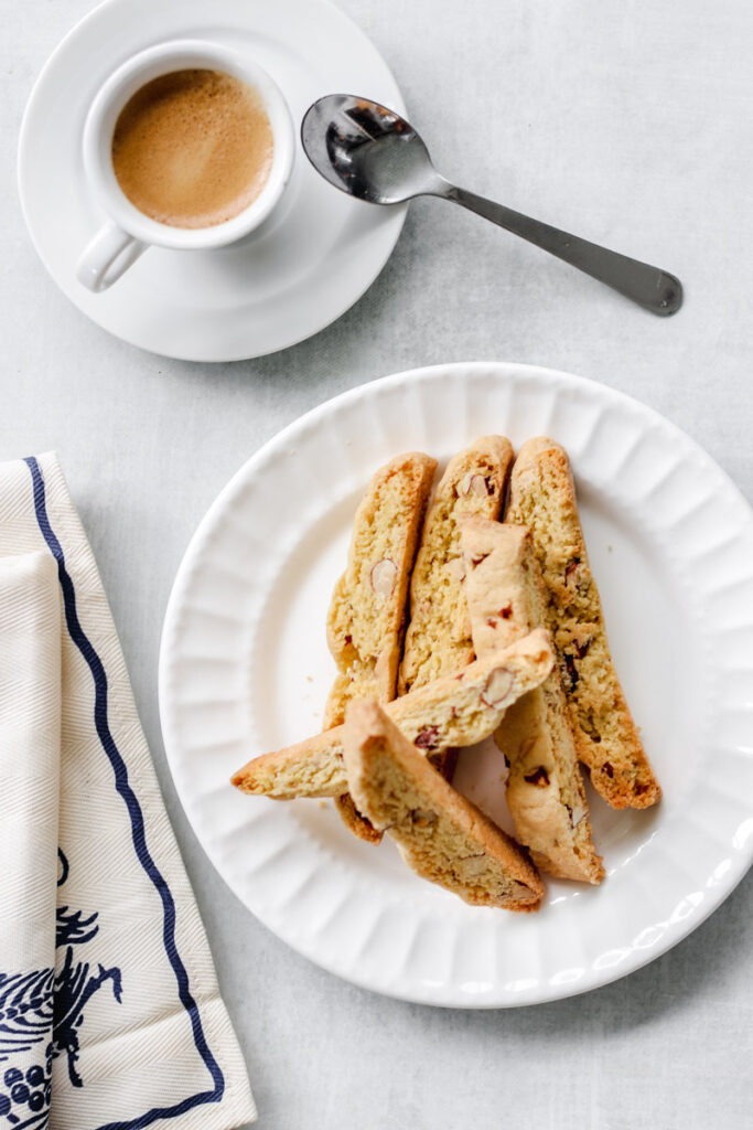 Easy Almond Biscotti Recipe (Italian Cantucci) - Savoring Italy