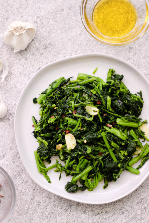 Italian Broccoli Rabe (Easy Rapini Recipe) - Savoring Italy