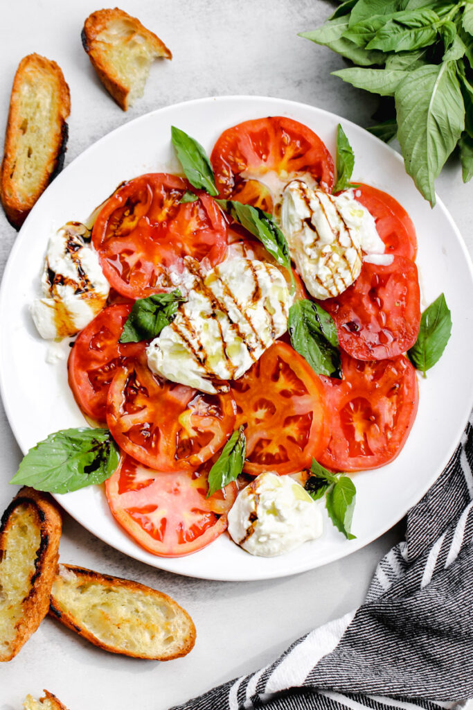Easy Burrata Caprese Salad Recipe - Savoring Italy