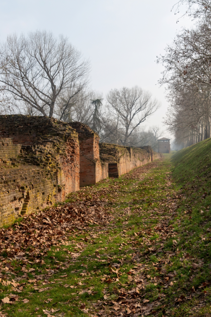 23 Things to Do in Ferrara (Travel Guide)