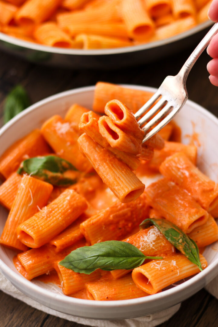 BEST Rigatoni alla Vodka Recipe - Savoring Italy