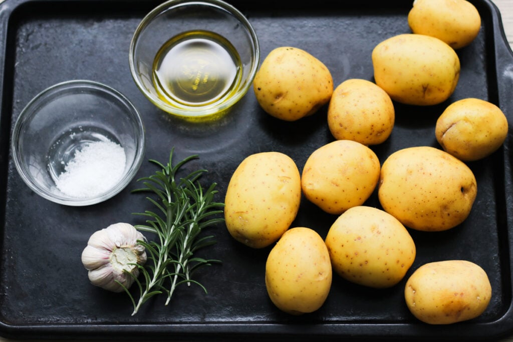 The Best Crispy Italian Roasted Potatoes (Patate al Forno) - Savoring Italy