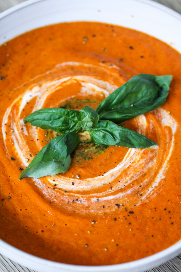 Roasted Red Pepper Soup (Easy & Creamy !) - Savoring Italy